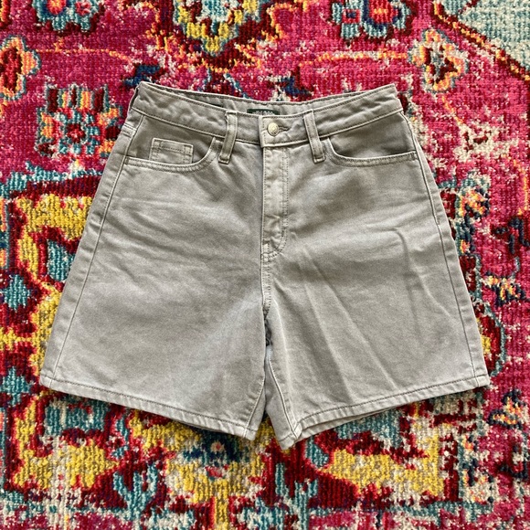 wild fable | Shorts | Nwot Wild Fable Stone Gray Long Mom Shorts Size ...
